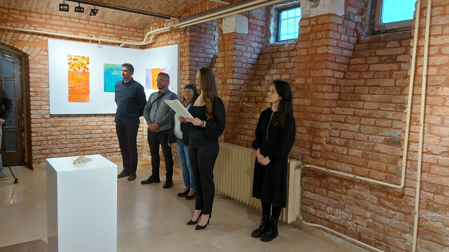 Otvorena izložba likovnih radova studenata Fakulteta za odgojne i ...